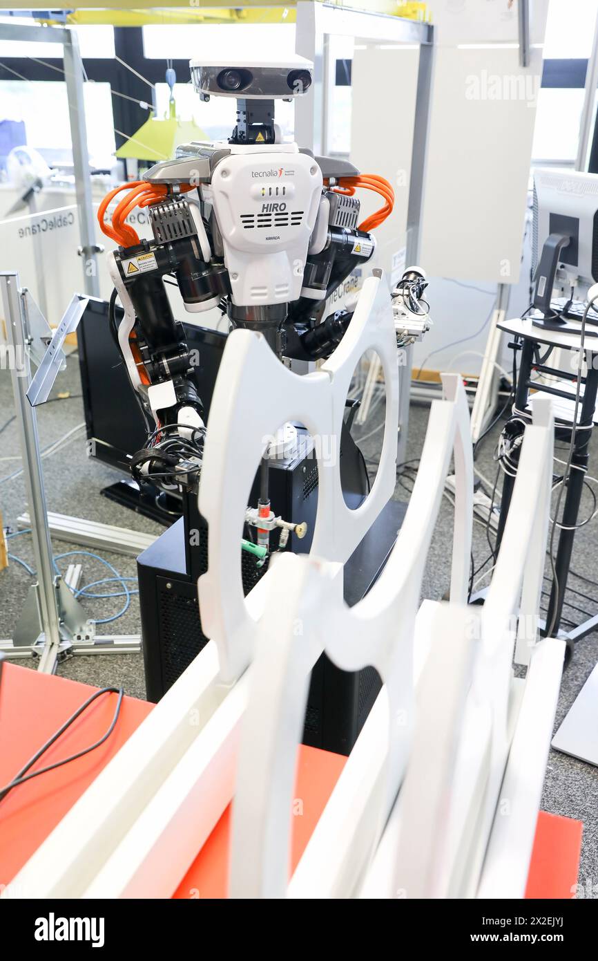 Robot with two arms for flexible robotics. Humanoid robot for ...