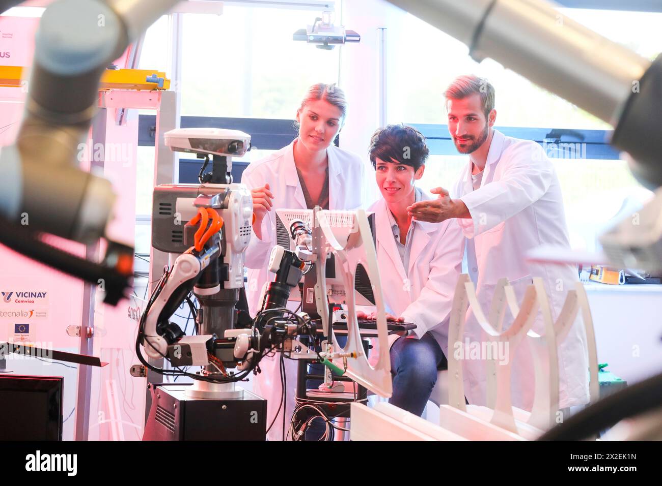 Robot with two arms for flexible robotics. Humanoid robot for ...