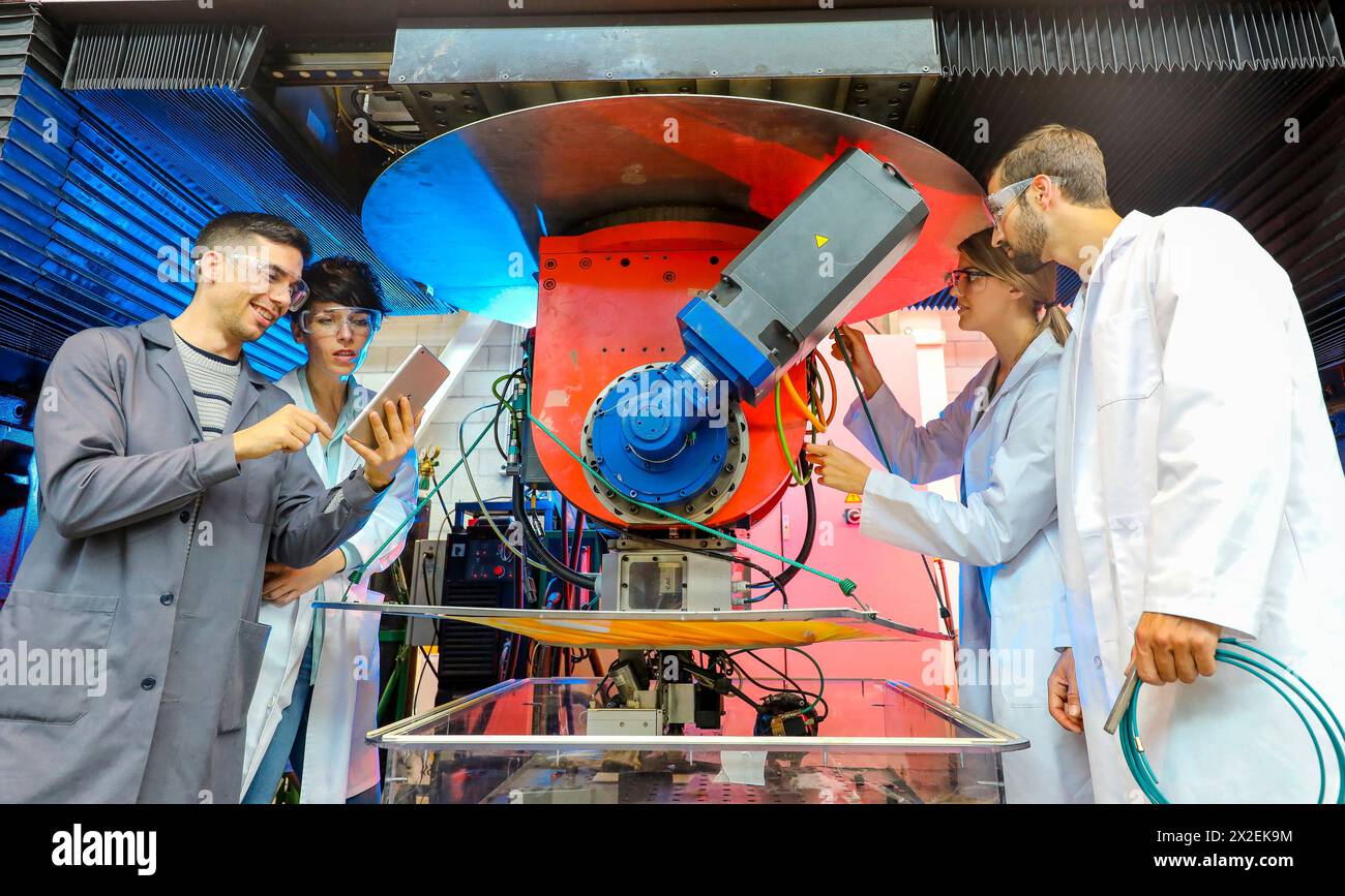 Machine tool with additive manufacturing head using 5-axis plasma for ...