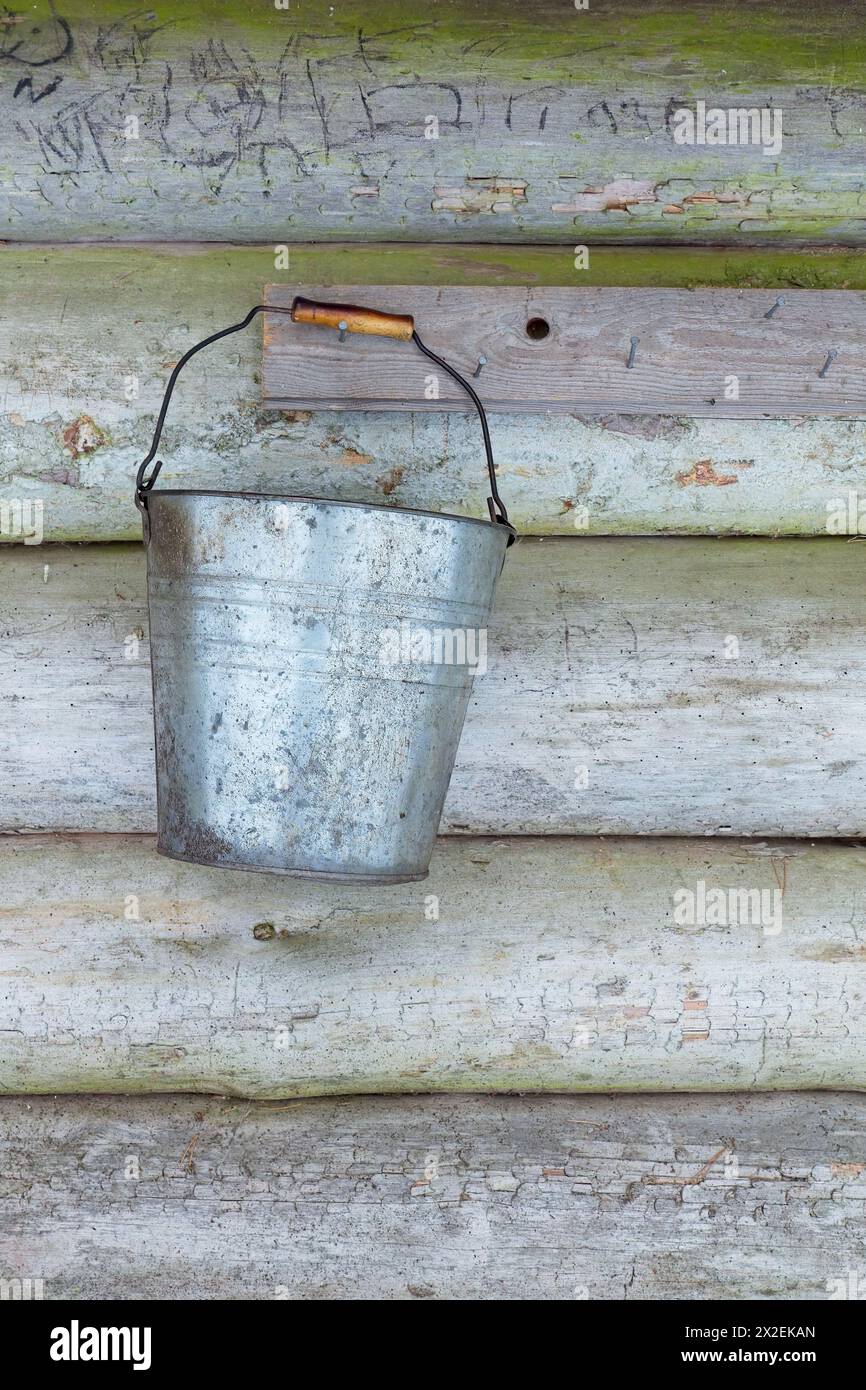 Retro bucket hi-res stock photography and images - Alamy