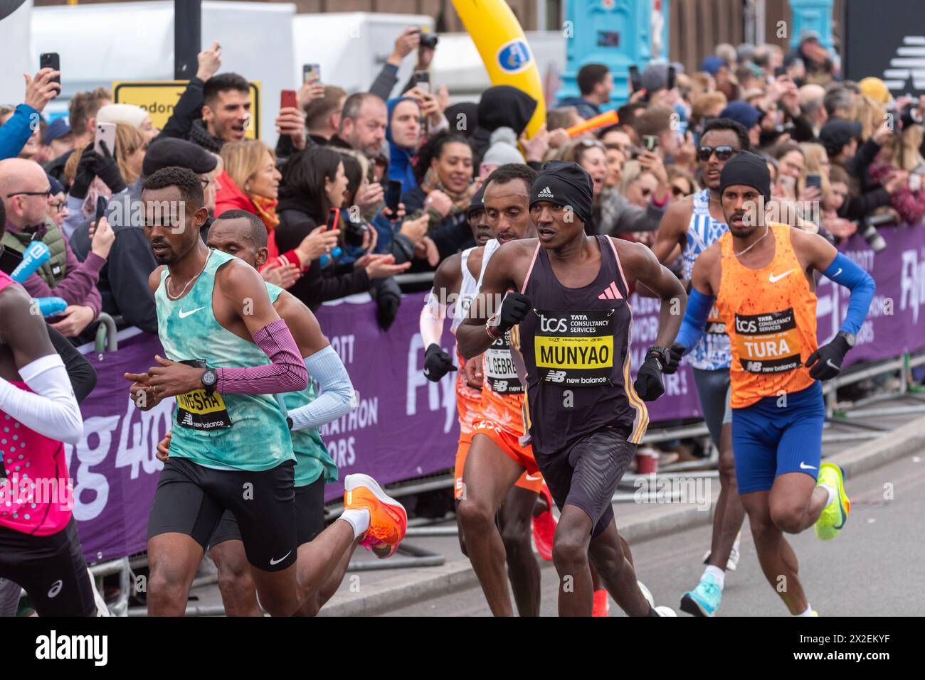 Alexander Mutiso Munyao and elite men athletes competing in the TCS ...