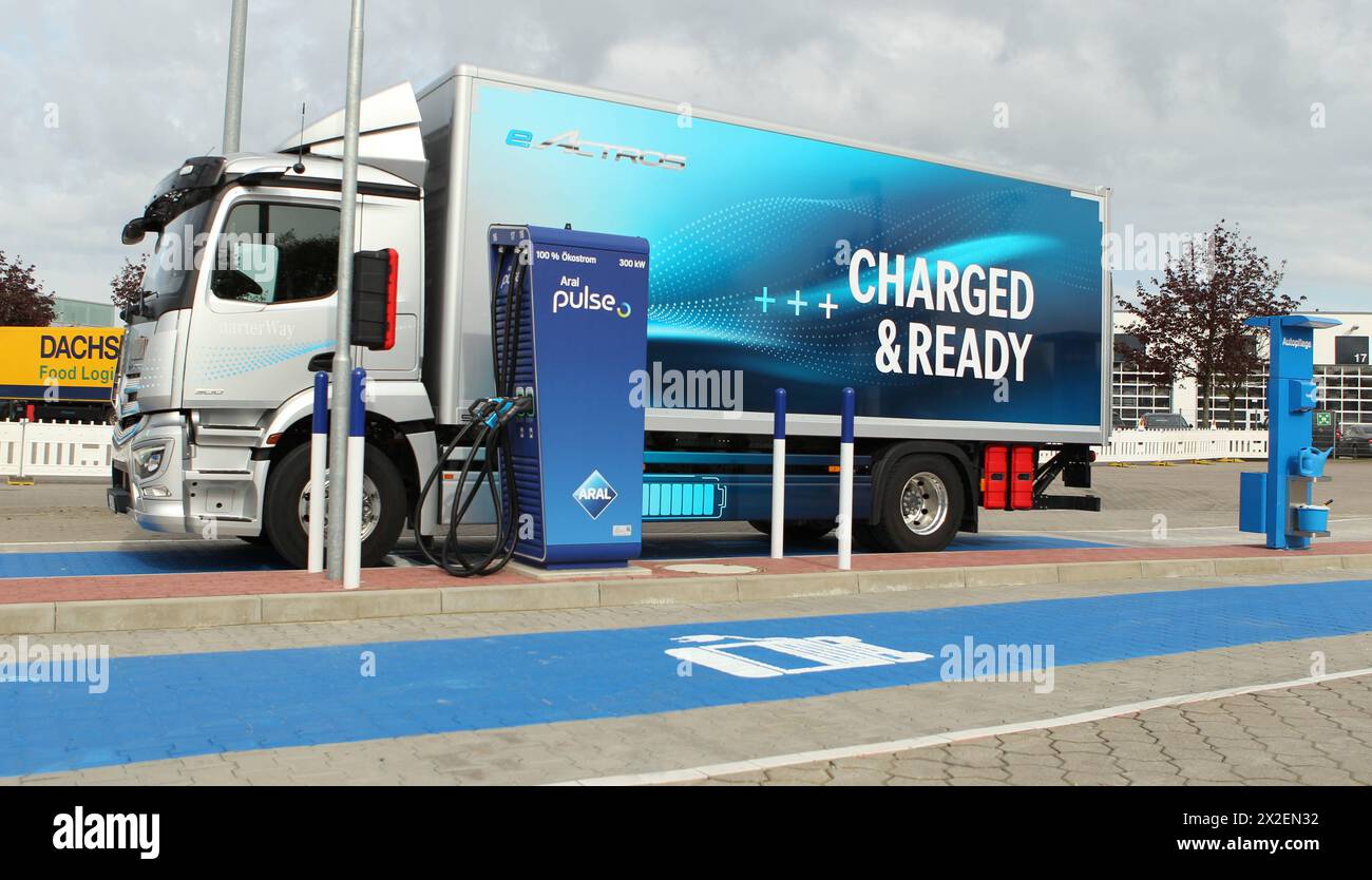 Eröffnung der neuen Lkw-E-Ladestation auf der Aral-Tankstelle an der ...