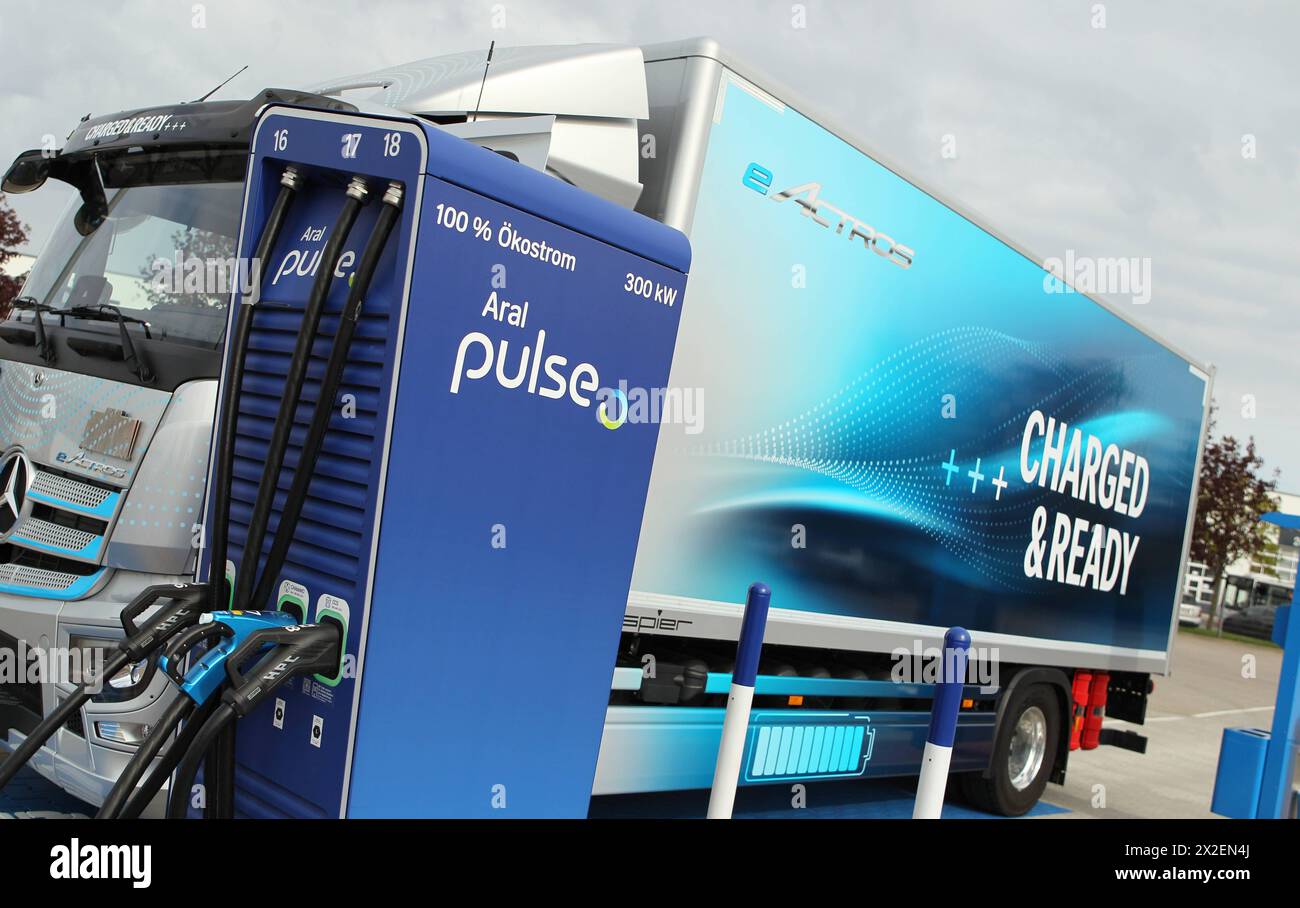 Eröffnung der neuen Lkw-E-Ladestation auf der Aral-Tankstelle an der ...