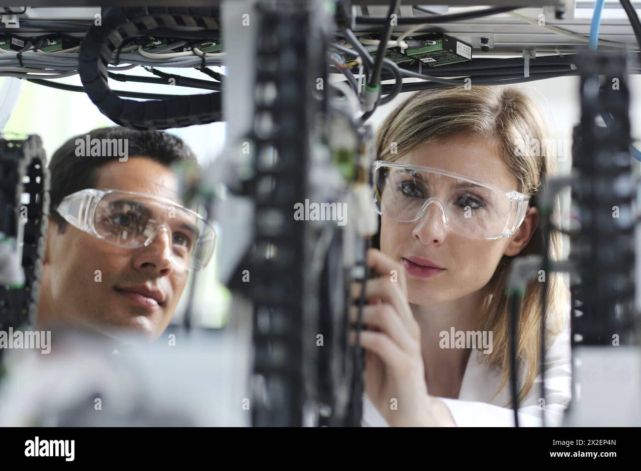 Robotic cell manufacturing composite preforms. Dry fiber preform ...