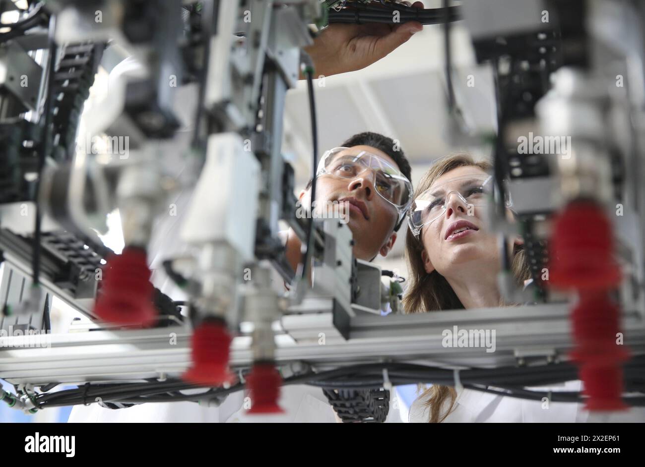 Robotic cell manufacturing composite preforms. Dry fiber preform ...