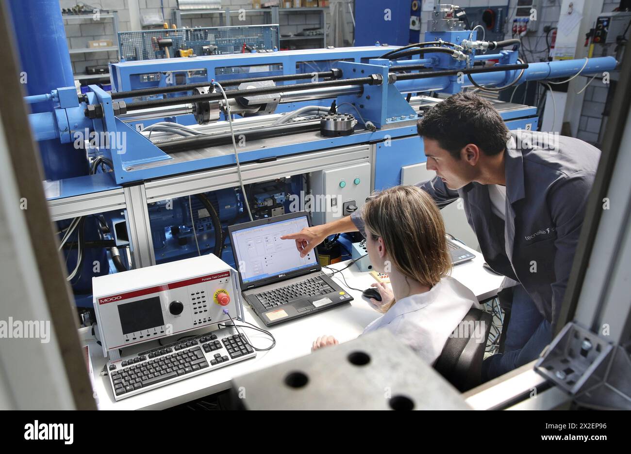 Researchers. Prototype test bench for the development of ...