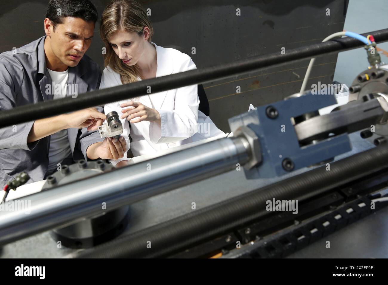 Researchers. Prototype test bench for the development of ...