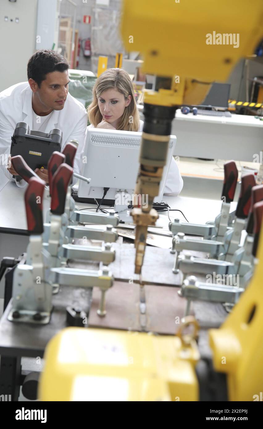 Shipweld. Monitoring the joint geometry for adaptive control of welding parameters. Industry ...