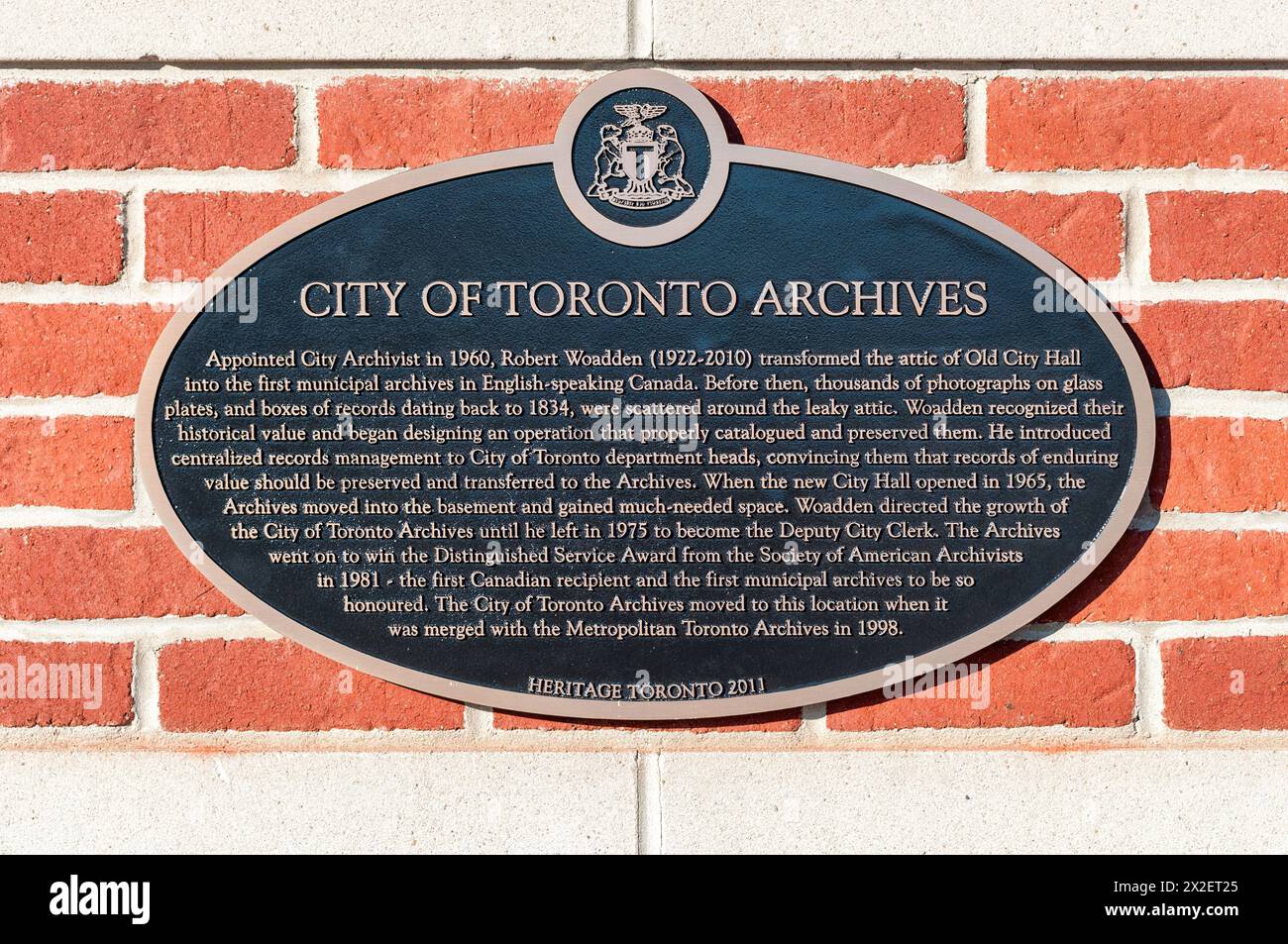 Heritage plaque hi-res stock photography and images - Alamy