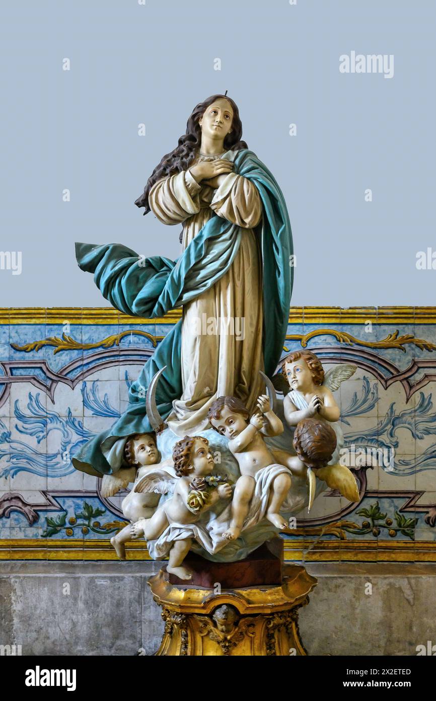 Ancient religious figure hi-res stock photography and images - Alamy