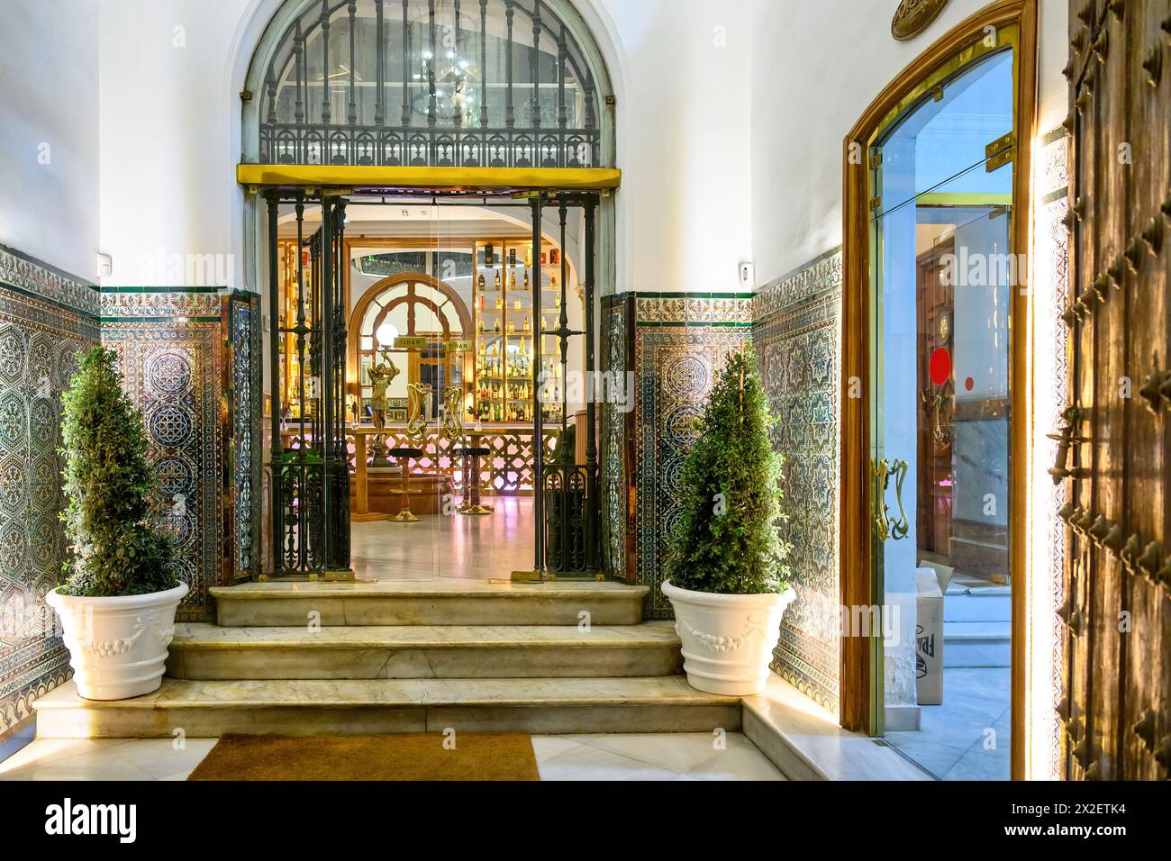 Hotel Vincci La Rabida. Interior architecture and design in building ...