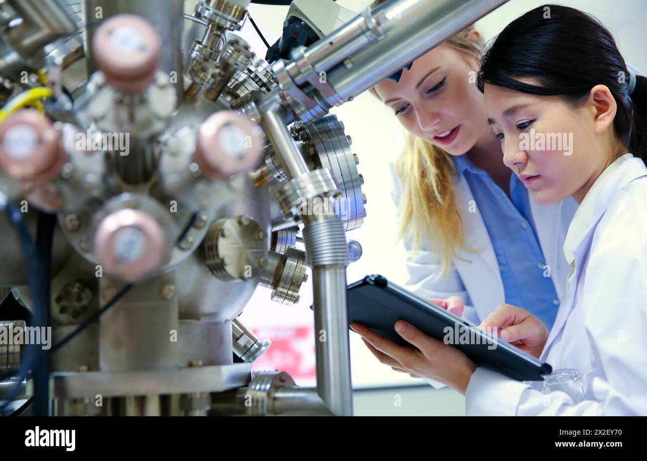 Researchers. Surface spectrometer, Photoelectron spectroscopy, Auger ...