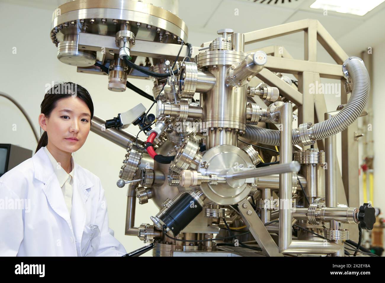 Researcher. Surface spectrometer, Photoelectron spectroscopy, Auger ...