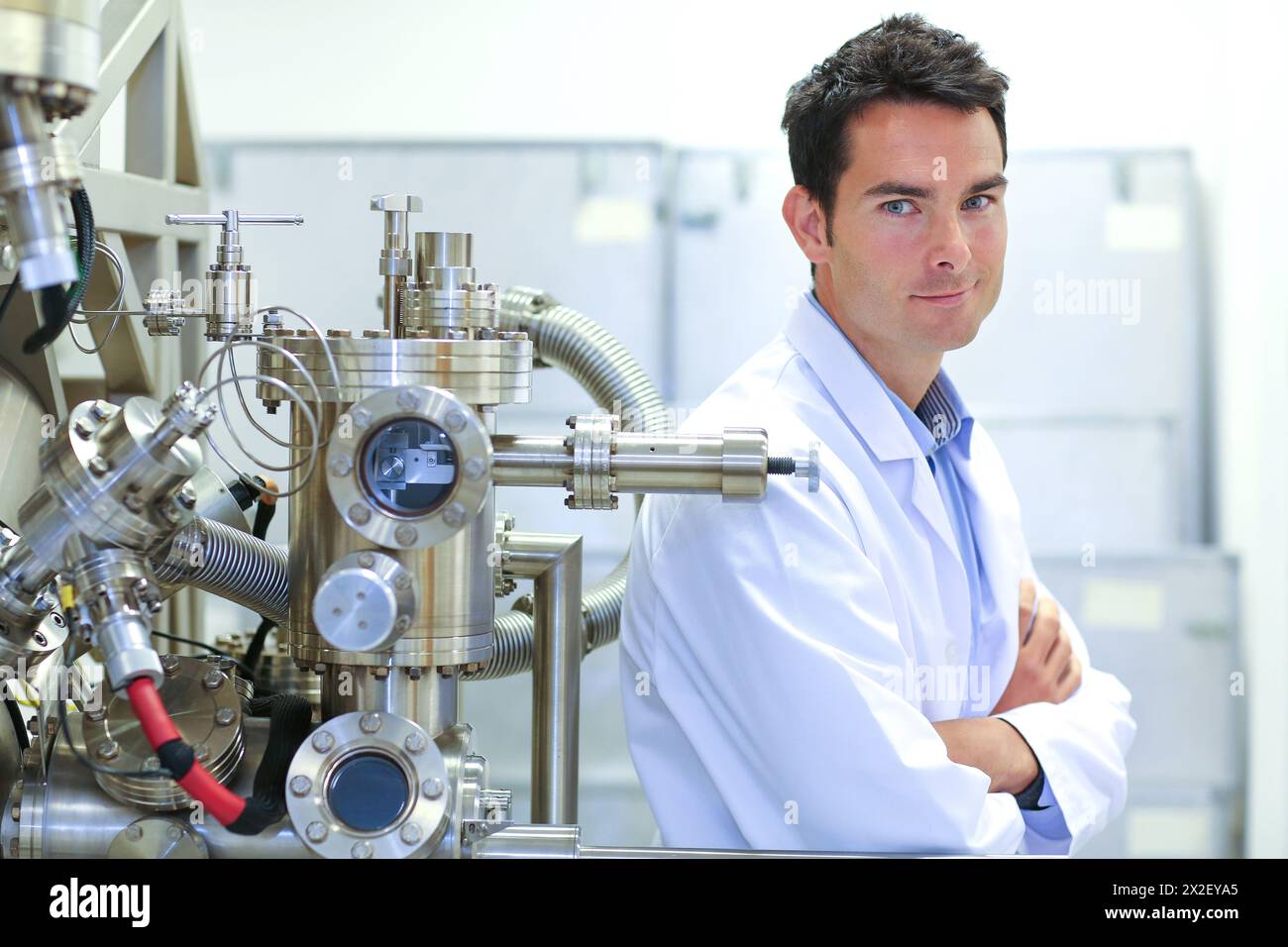 Researcher. Surface spectrometer, Photoelectron spectroscopy, Auger ...