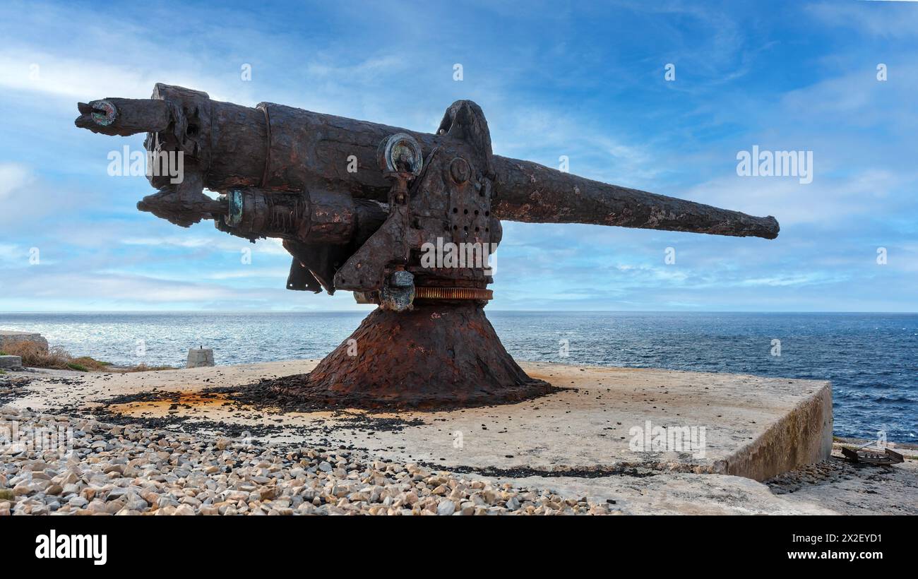 Ancient colonial cannon weapon gun in El Morro, Havana, Cuba Stock ...
