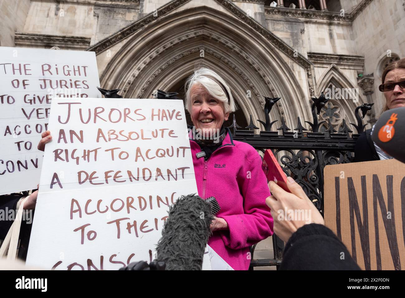 Mr justice saini hi-res stock photography and images - Alamy