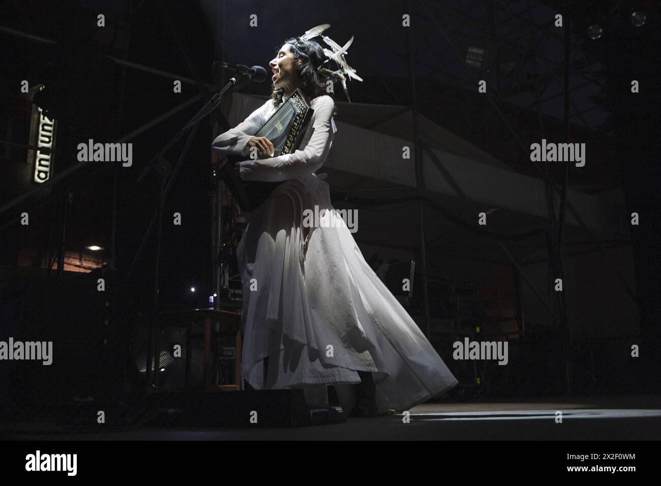 Portrait of PJ Harvey (Polly Jean Harvey) in concert 06/07/2011 ...