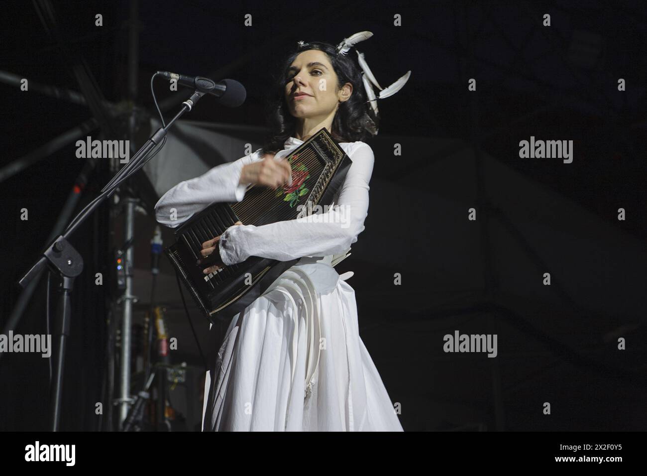 Portrait of PJ Harvey (Polly Jean Harvey) in concert 06/07/2011 ...