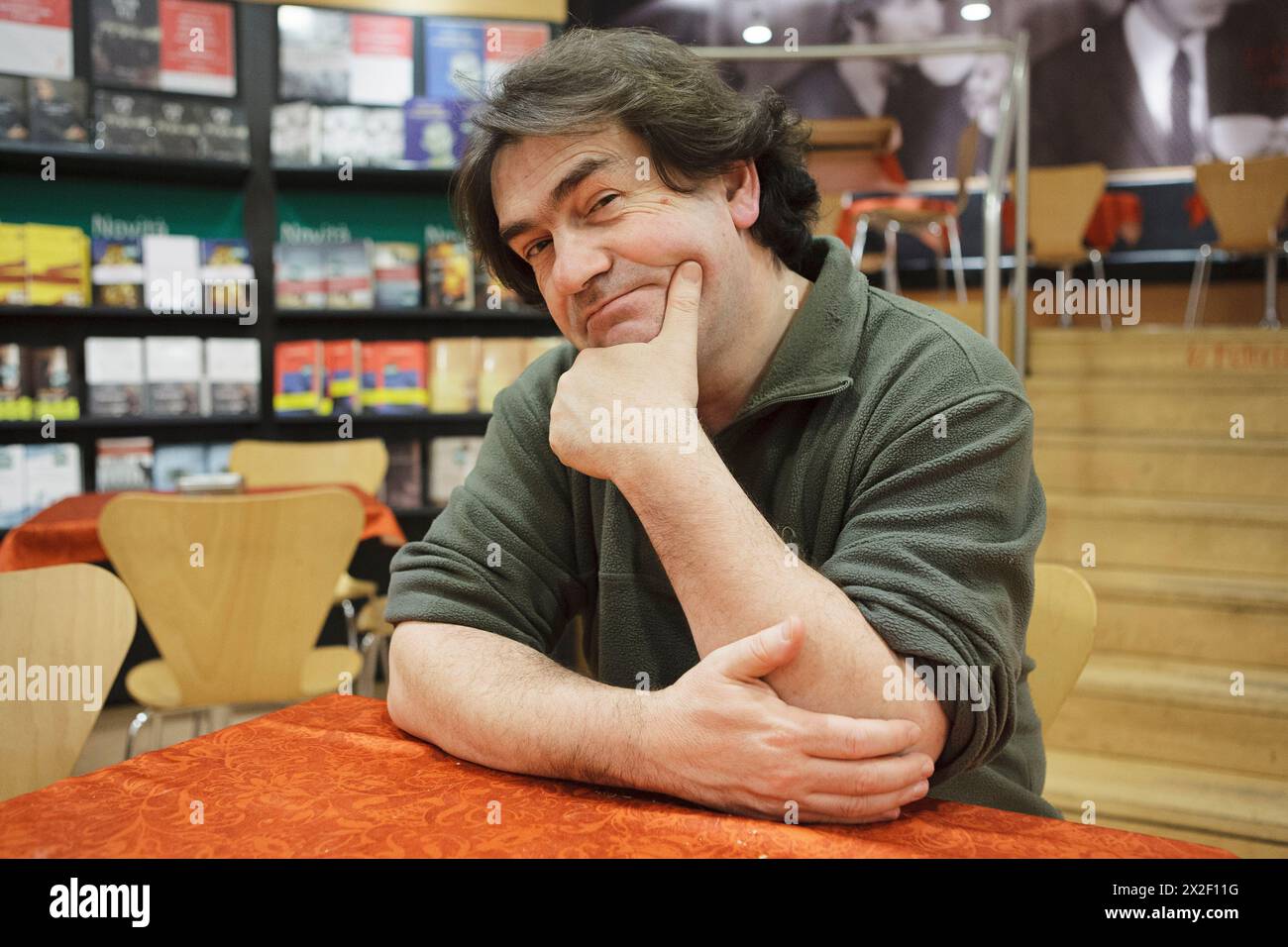 Portrait of Giulio Mozzi 10/12/2009 ©Isabella De Maddalena/opale.photo ...