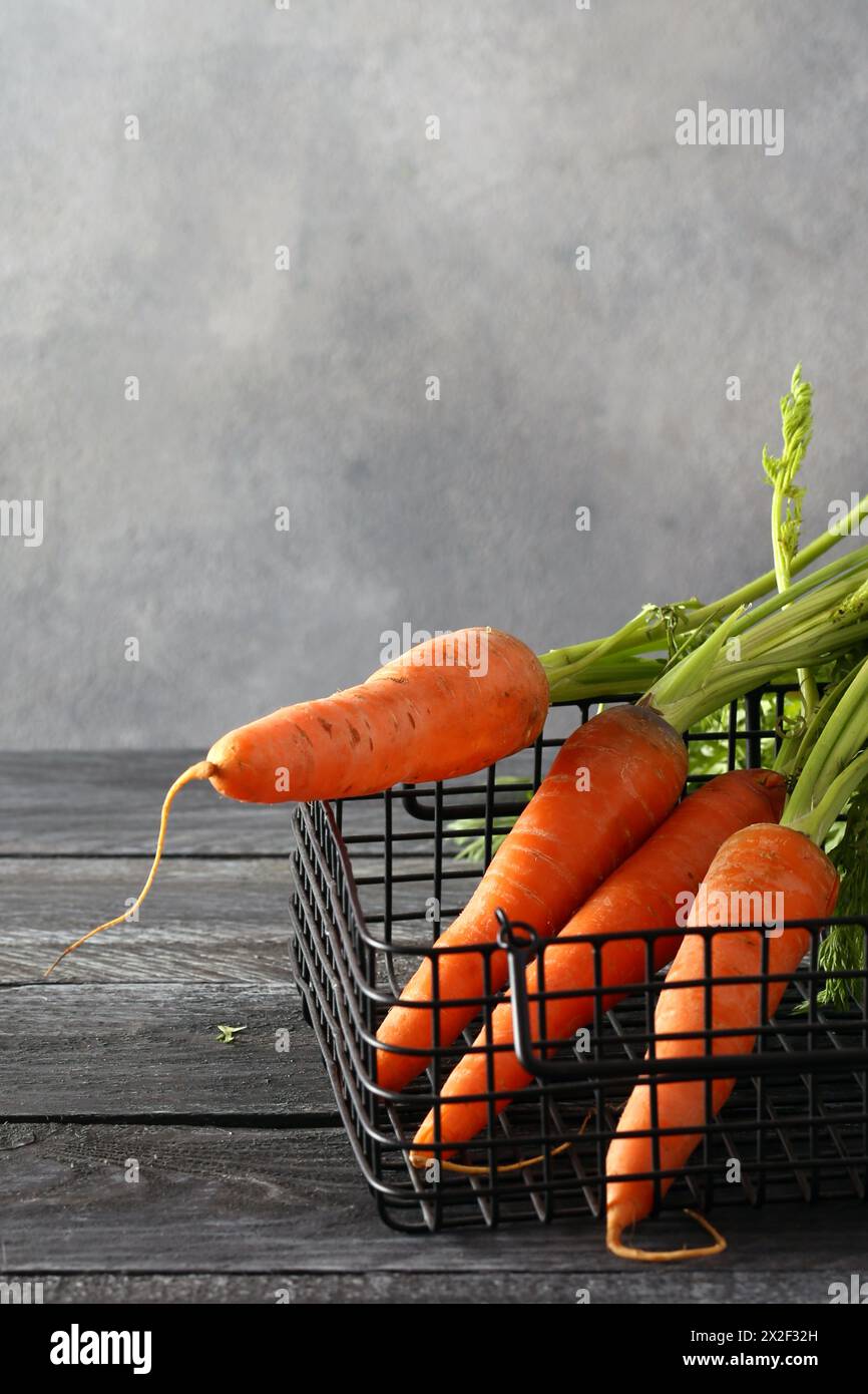 organic fresh carrots for juice and healthy eating Stock Photo - Alamy