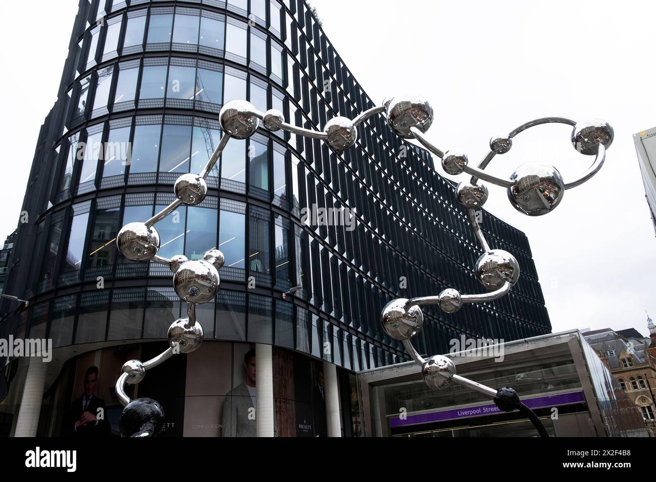 View of new 100 Liverpool Street building and Yayoi Kusama Infinite ...