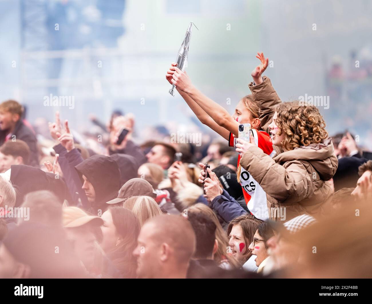 Alamy feyenoord fan hi-res stock photography and images - Alamy