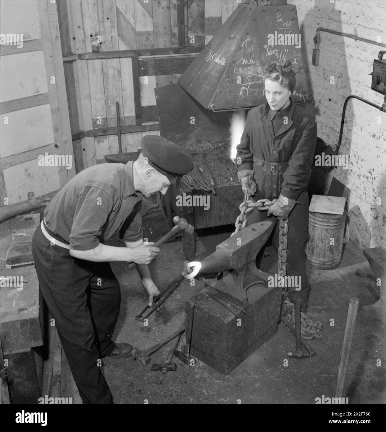 Army blacksmith hi-res stock photography and images - Alamy