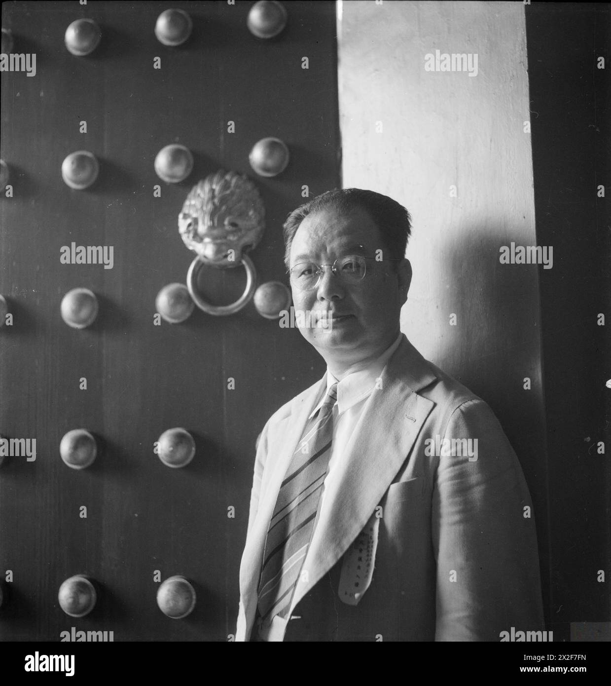 During December 1943 to August 1944, Cecil Beaton documented cultural ...