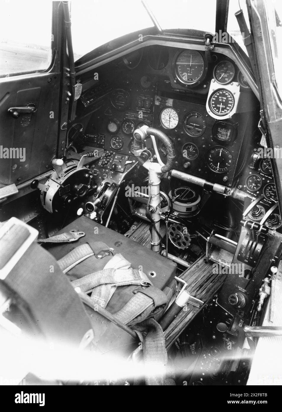 AIRCRAFT OF THE ROYAL AIR FORCE 1939-1945: HAWKER TEMPEST. - Tempest ...