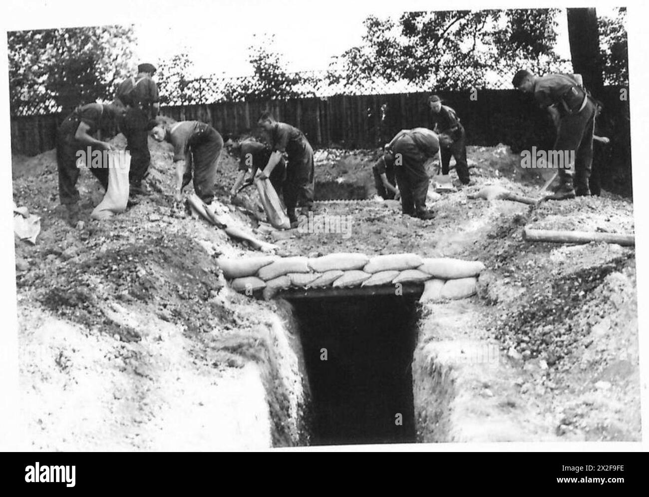 Trenches work hi-res stock photography and images - Alamy