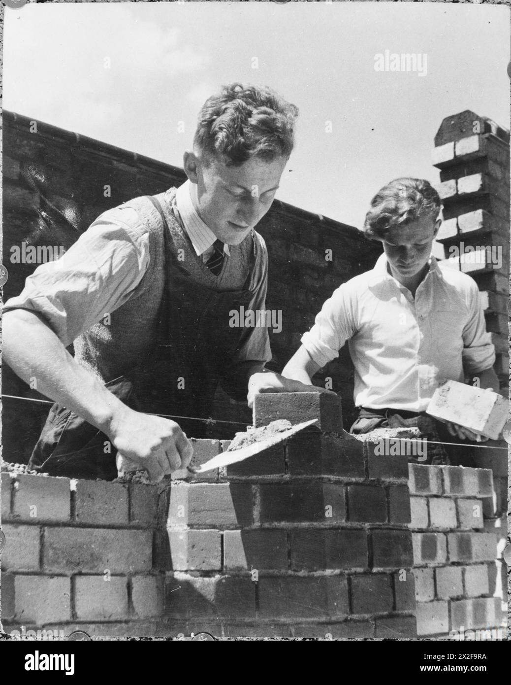 TECHNICAL SCHOOL: TRAINING AT TOTTENHAM POLYTECHNIC, MIDDLESEX, ENGLAND ...