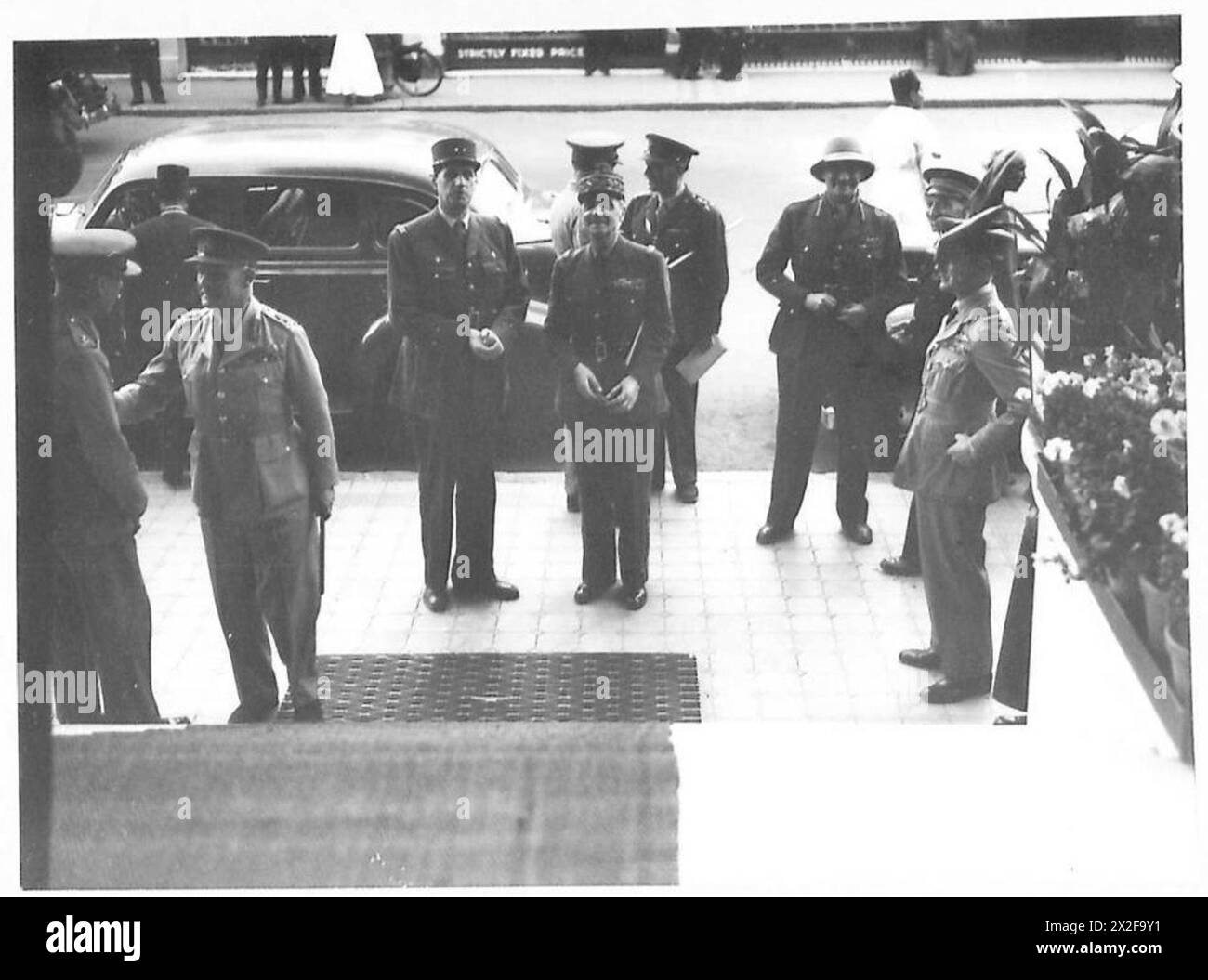 GENERAL DE GUALLE ARRIVES IN CAIRO - On arrival at the hotel where ...