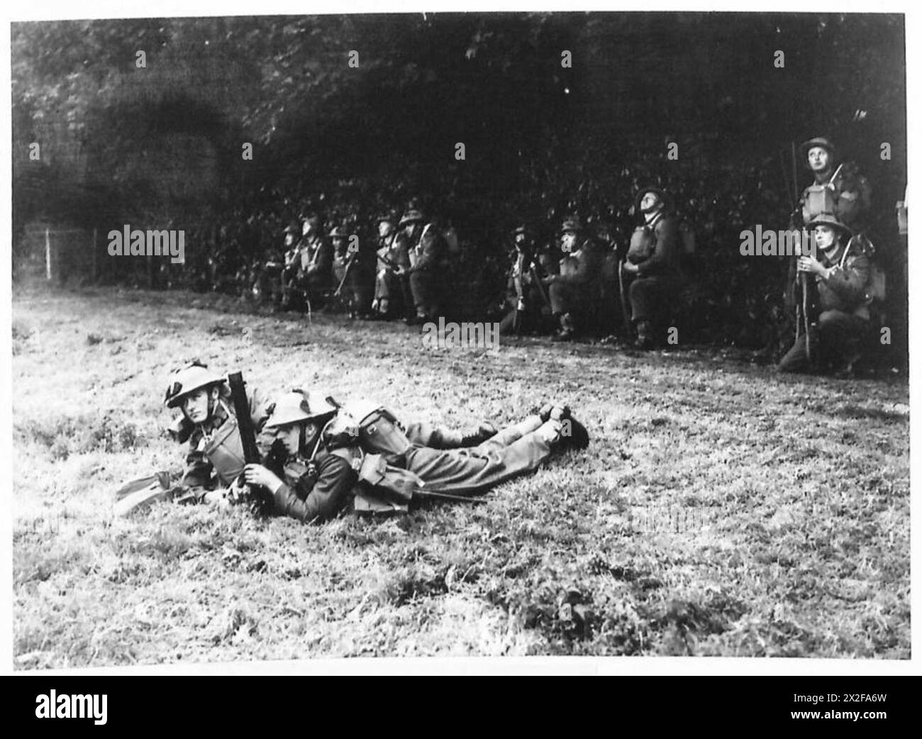 SORTIE "Y" - Fixing a 2" Mortar with troops waiting to advance under ...