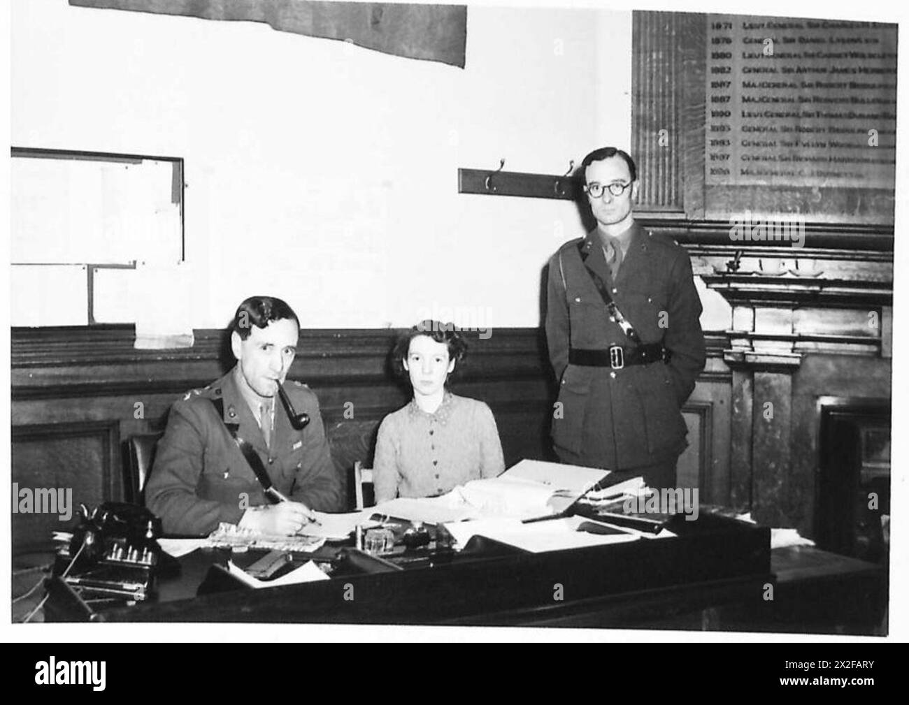 British army council hi-res stock photography and images - Alamy