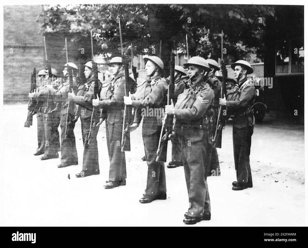 British army rifle Cut Out Stock Images & Pictures - Alamy