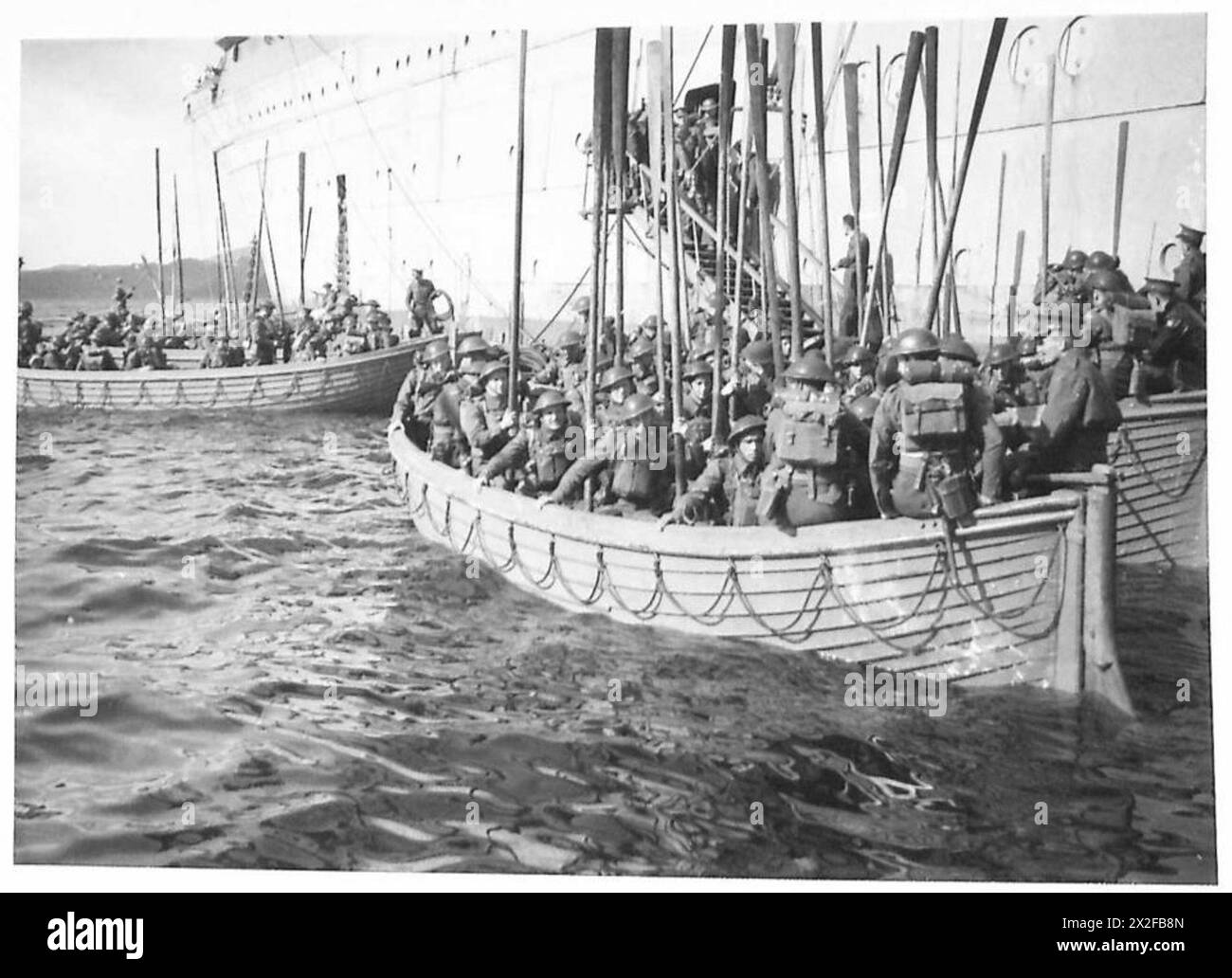 Canadian troops Cut Out Stock Images & Pictures - Alamy