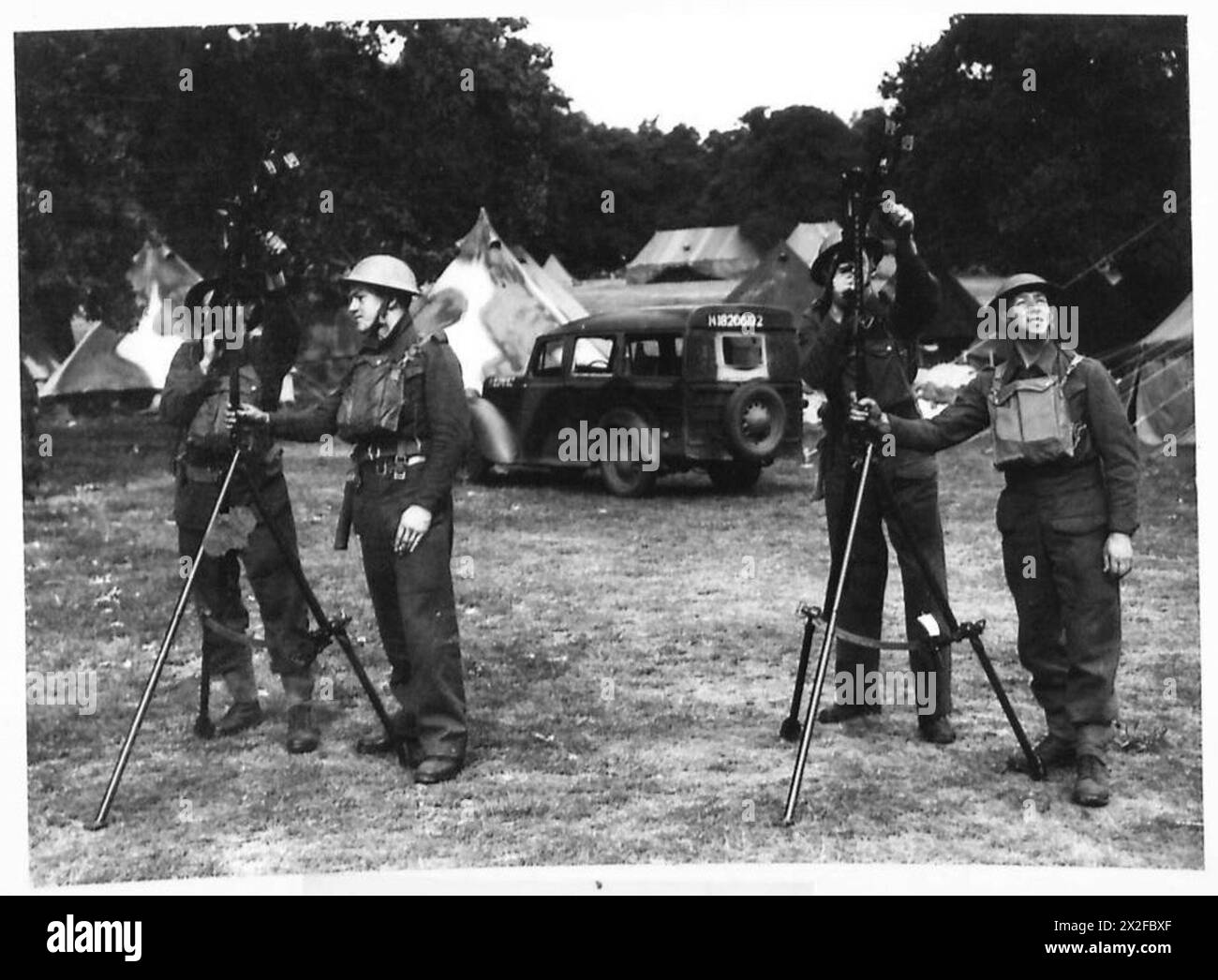 SOLDIERS OF THE EMPIRE STAND IN THE FOREFRONT OF BRITAIN'S FIGHT FOR ...