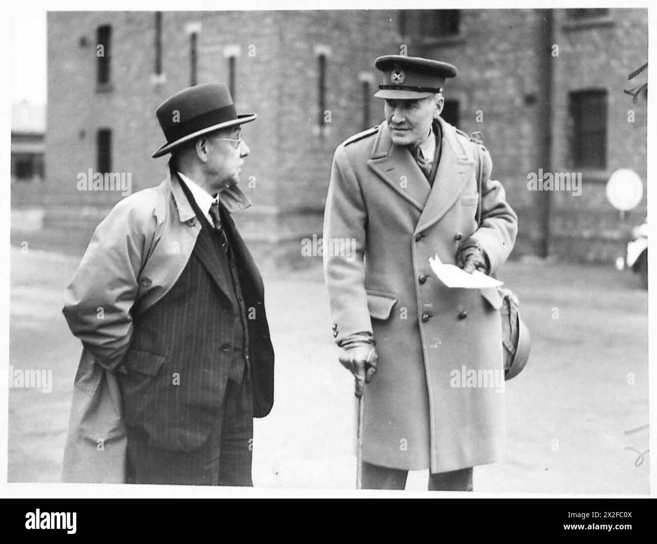 The Commander-in-Chief of the British Army speaks with J. Russell Rose ...