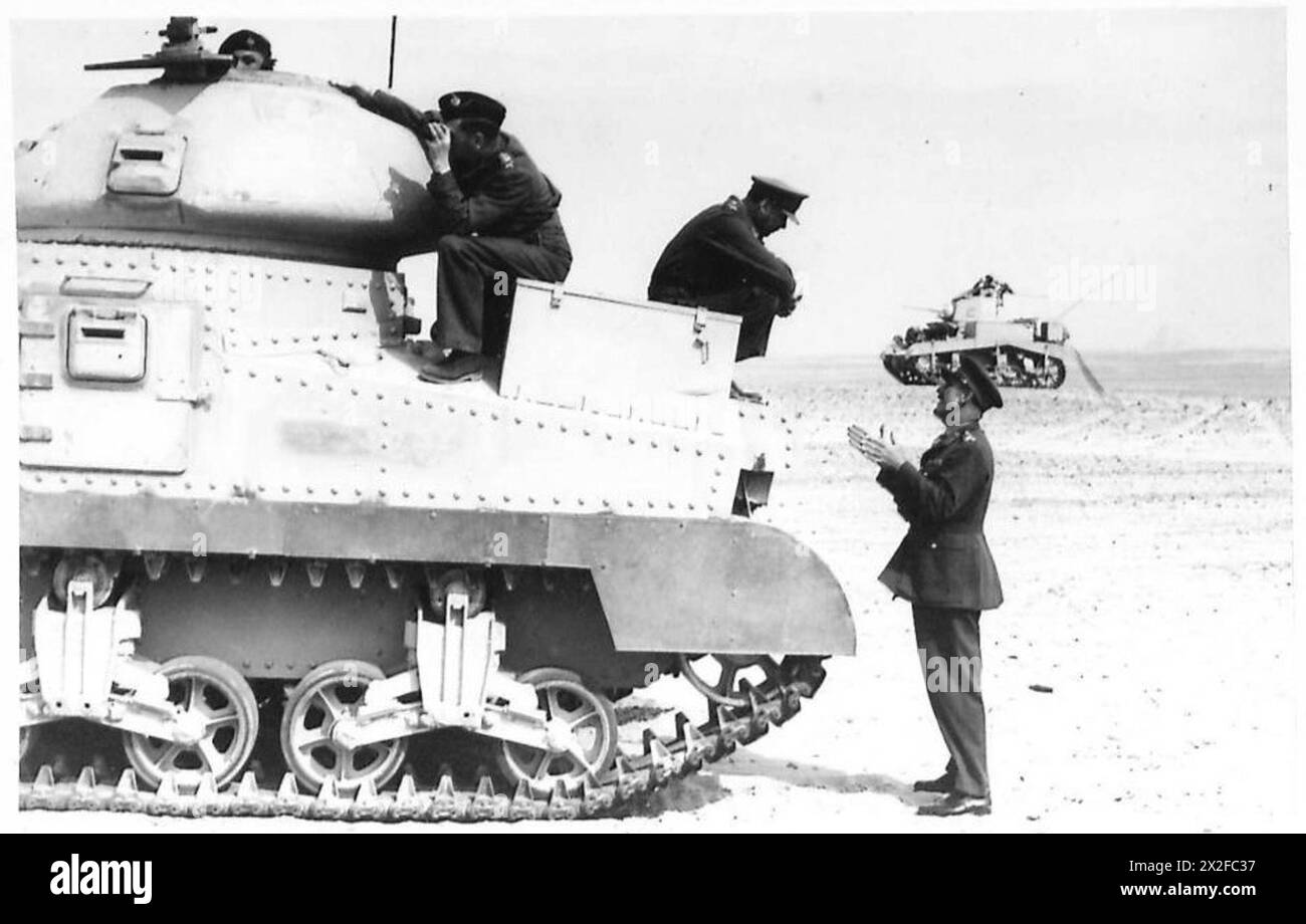 THE C-IN-C INSPECTS THE AMERICAN "GENERAL GRANT" TANK - The C-in-C ...
