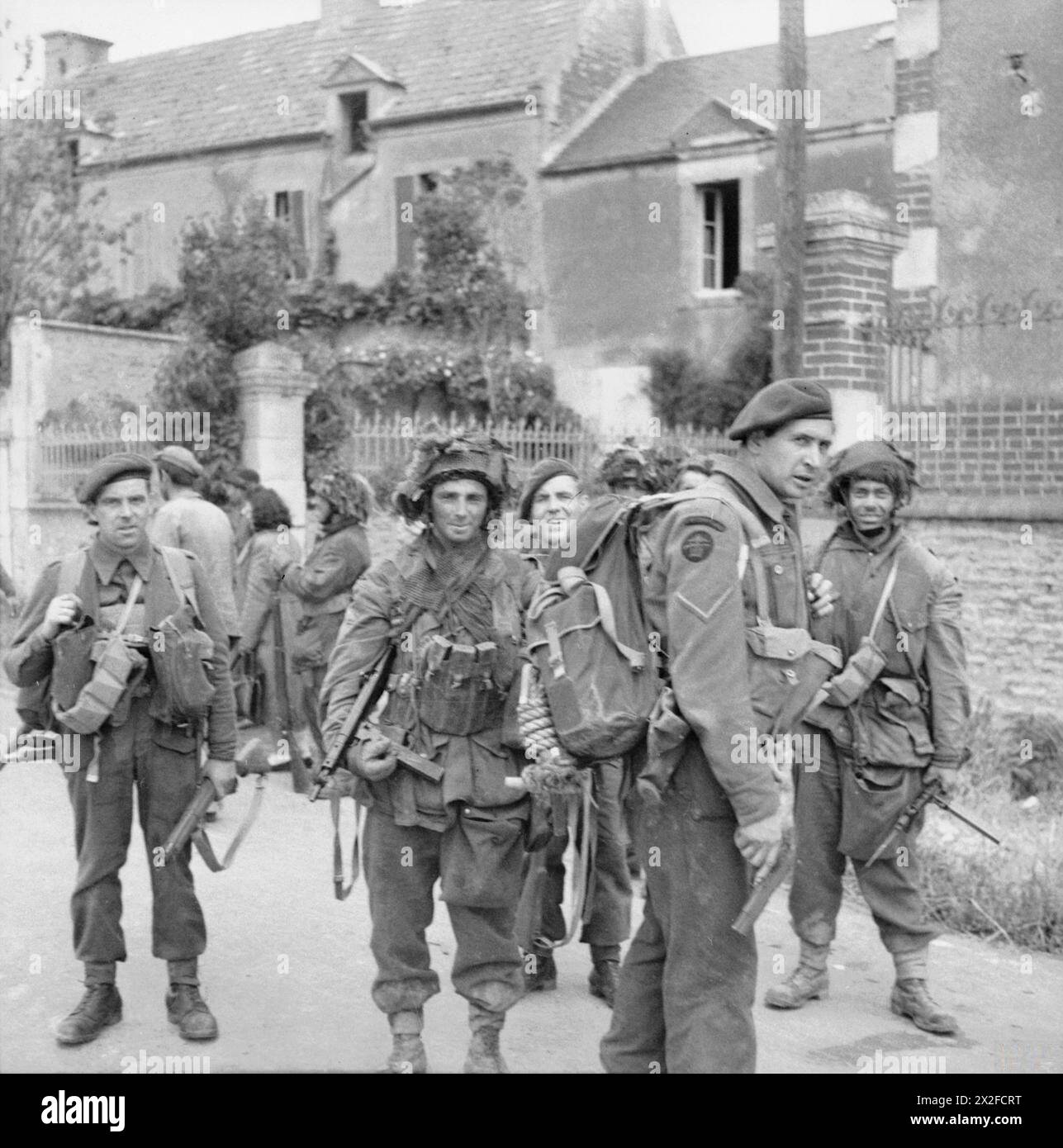 D-DAY - BRITISH FORCES DURING THE INVASION OF NORMANDY 6 JUNE 1944 ...