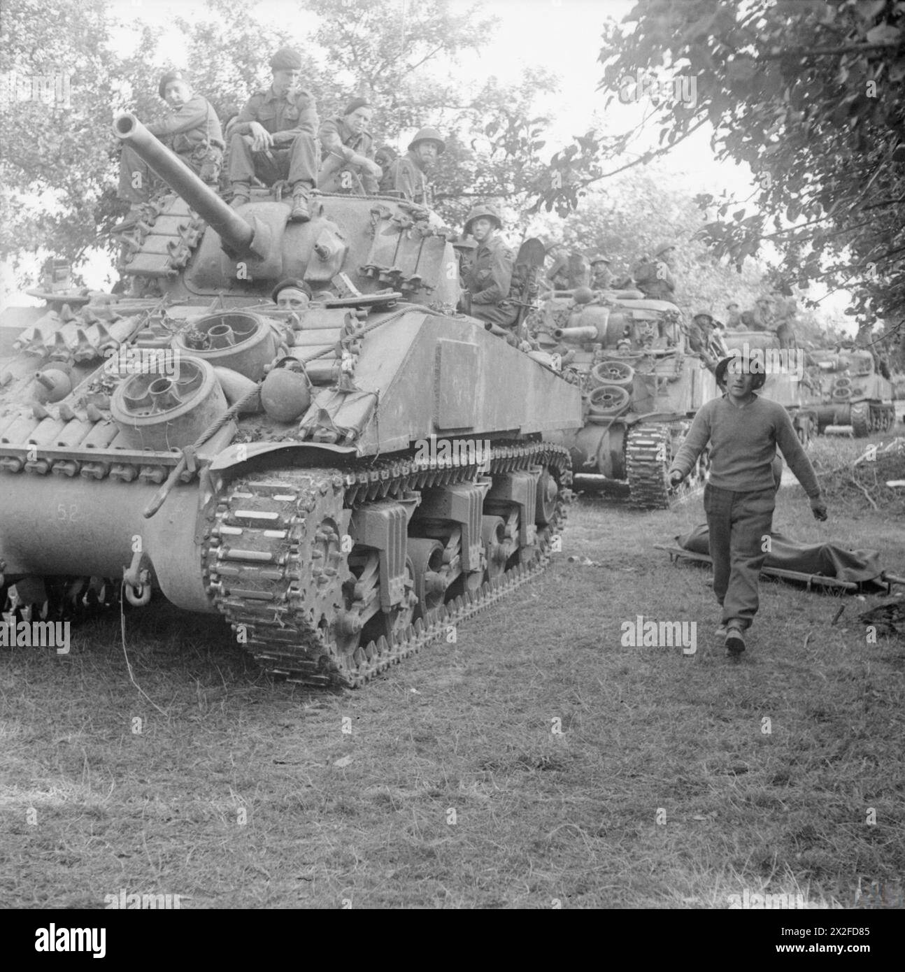 Sherman tanks transport infantry hi-res stock photography and images ...