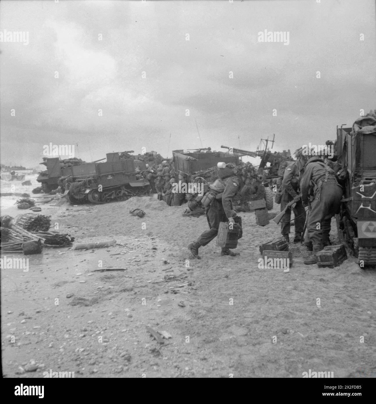 D-DAY - BRITISH FORCES DURING THE INVASION OF NORMANDY 6 JUNE 1944 ...