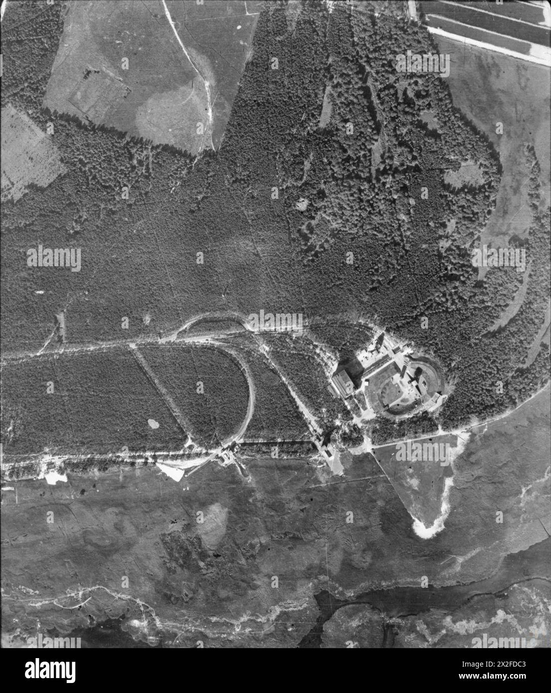 ROYAL AIR FORCE: OPERATIONS BY THE PHOTOGRAPHIC RECONNAISSANCE UNITS ...