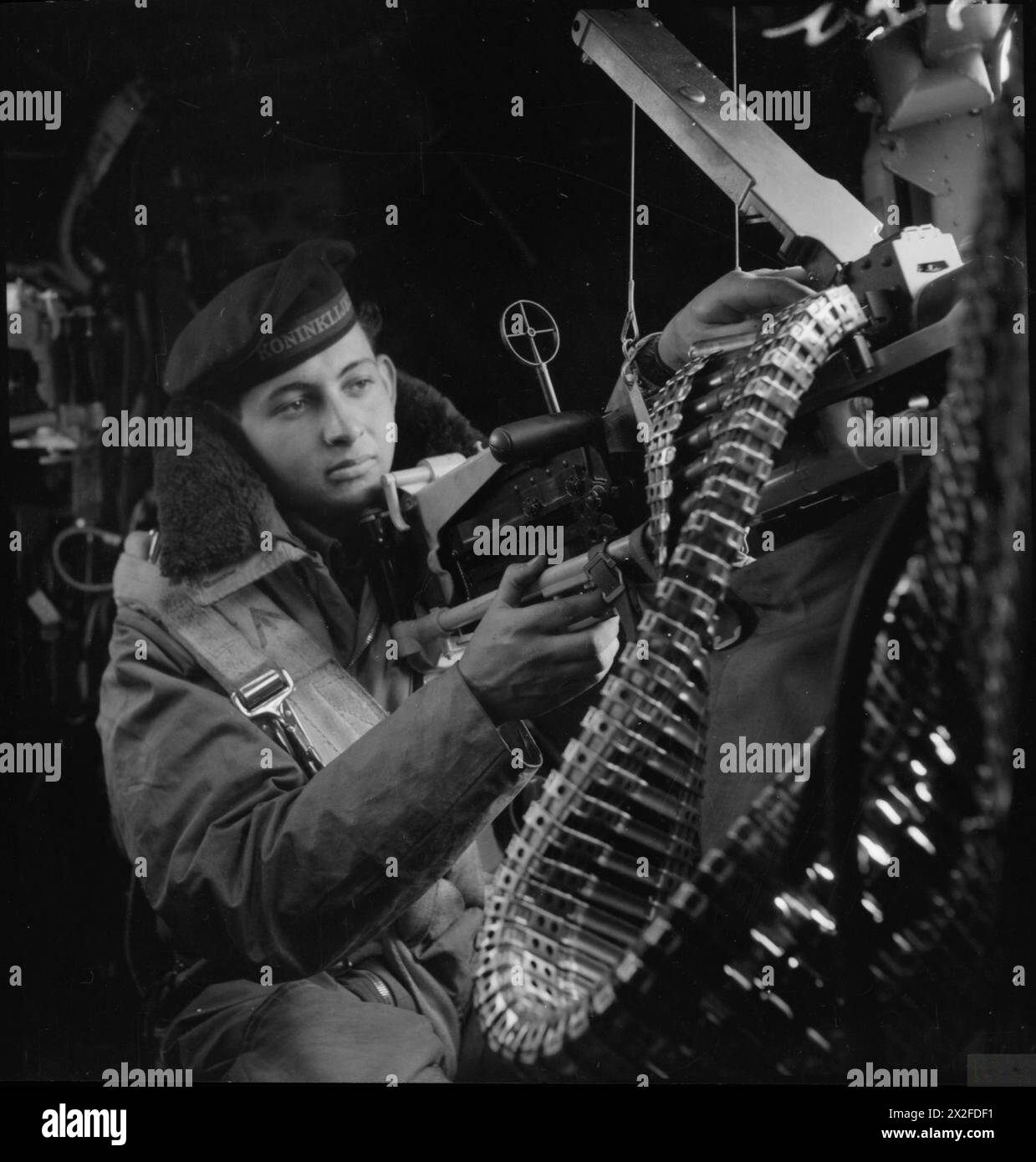 ROYAL AIR FORCE: 2ND TACTICAL AIR FORCE, 1943-1945. - A petty-officer ...