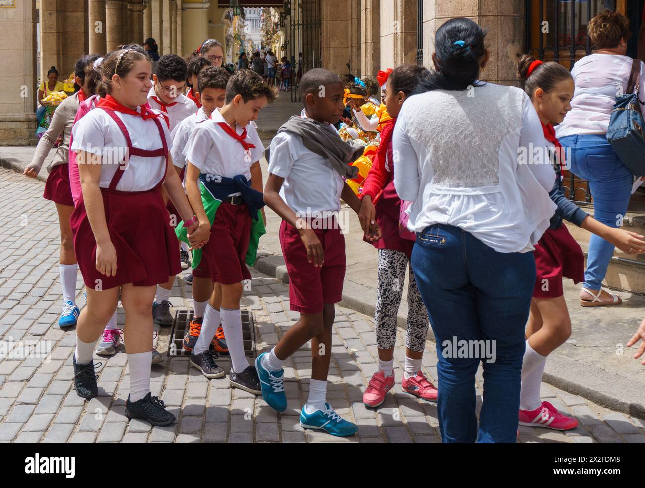 Group of Cuban students wearing pioneer uniforms, Havana, Cuba Stock ...