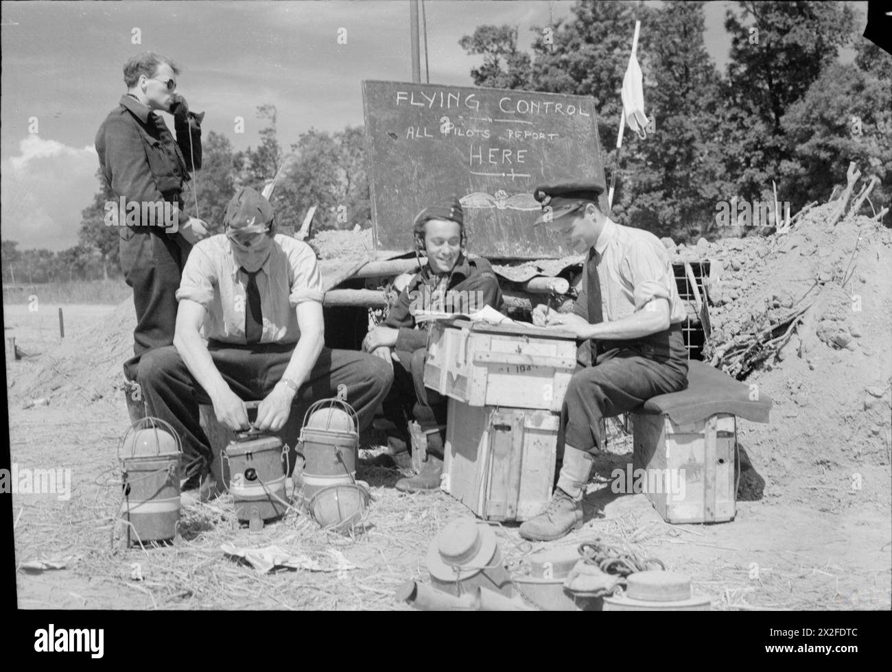 ROYAL AIR FORCE: 2ND TACTICAL AIR FORCE, 1943-1945. - Flying control ...