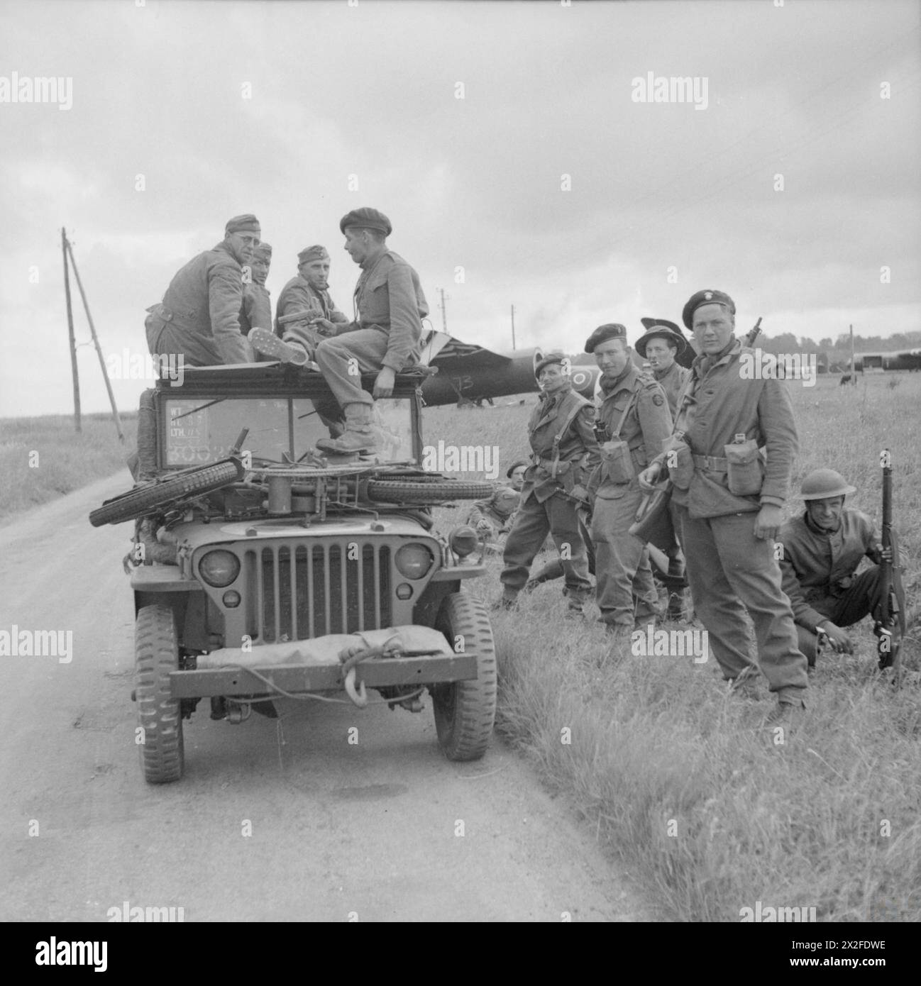 D-DAY - BRITISH FORCES DURING THE INVASION OF NORMANDY 6 JUNE 1944 ...