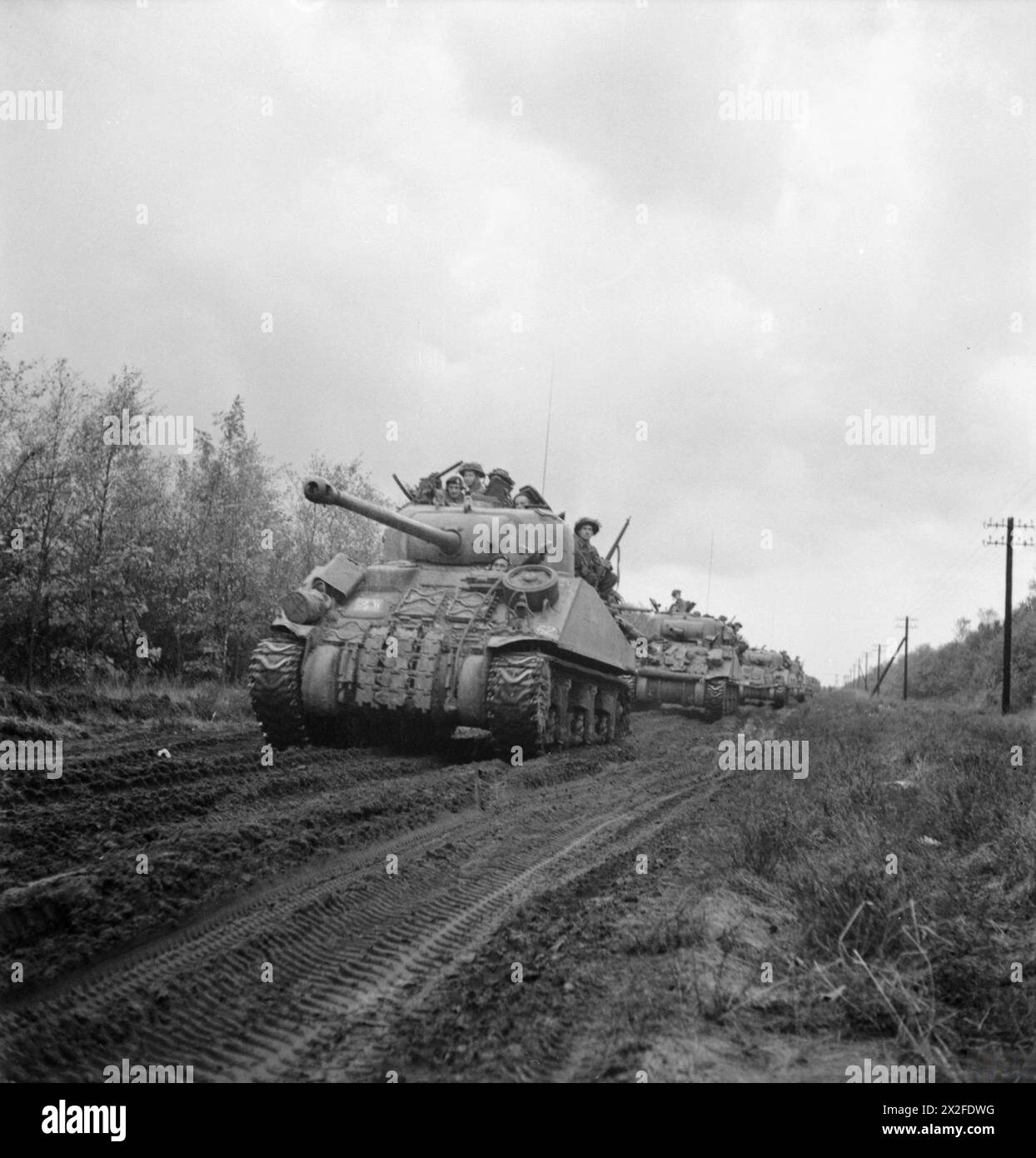 THE BRITISH ARMY IN NORTH-WEST EUROPE 1944-1945 - A Firefly and Sherman ...