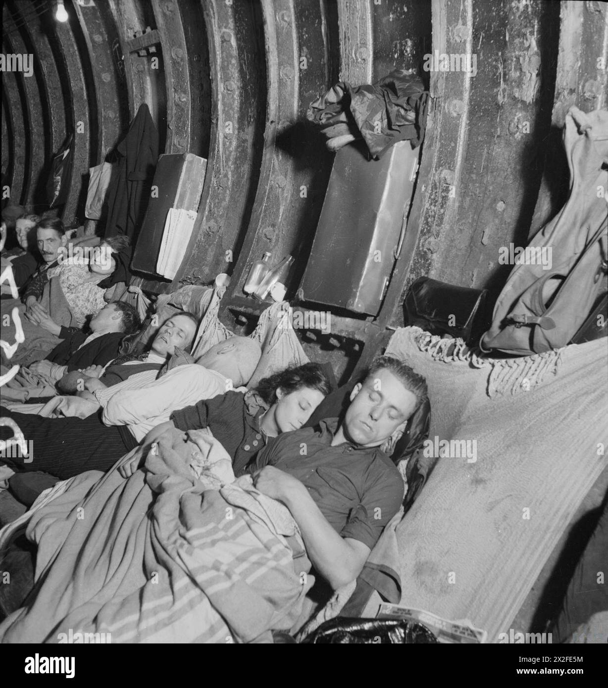 1940 london tube station hi-res stock photography and images - Alamy