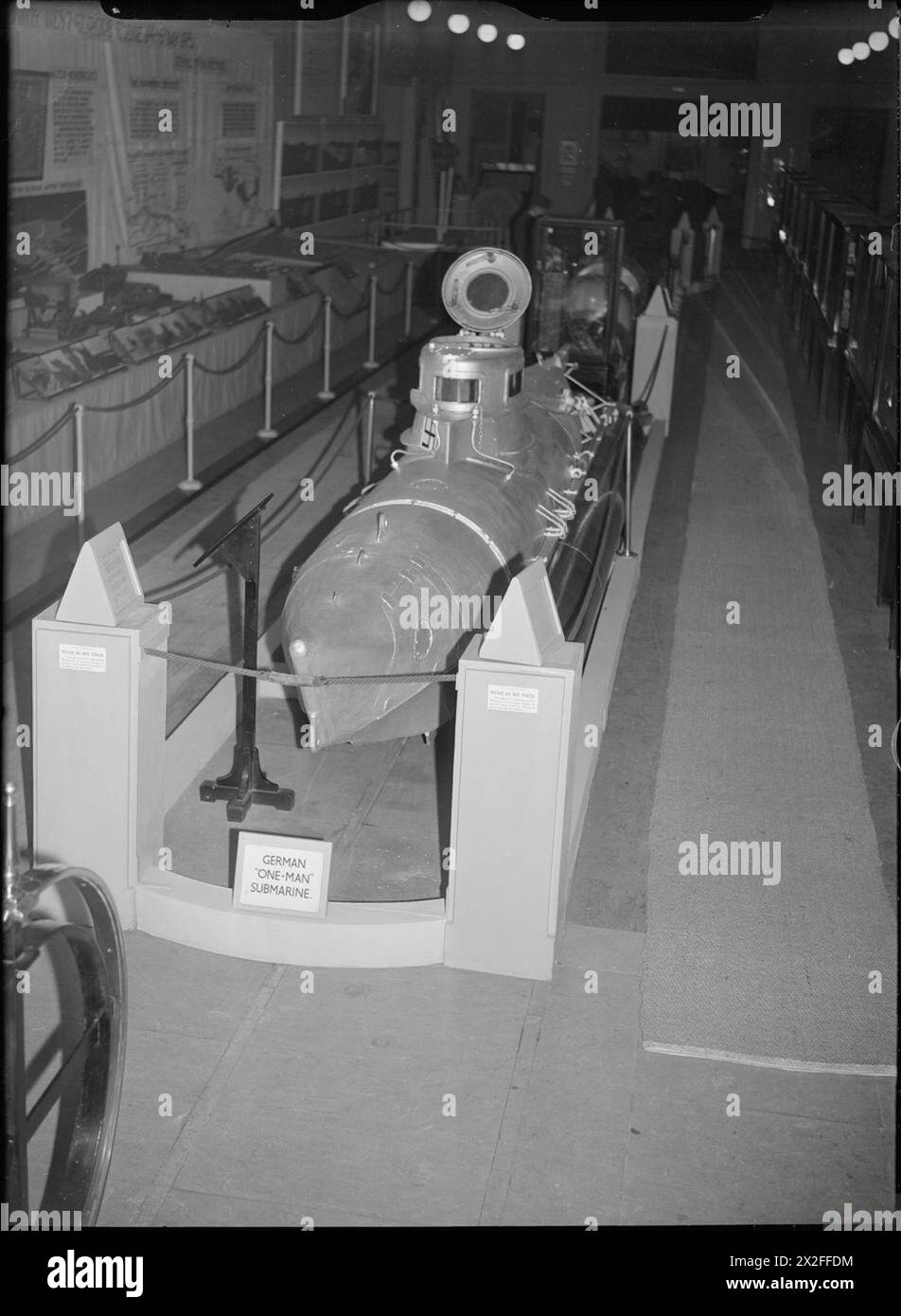Submarine on display hi-res stock photography and images - Alamy